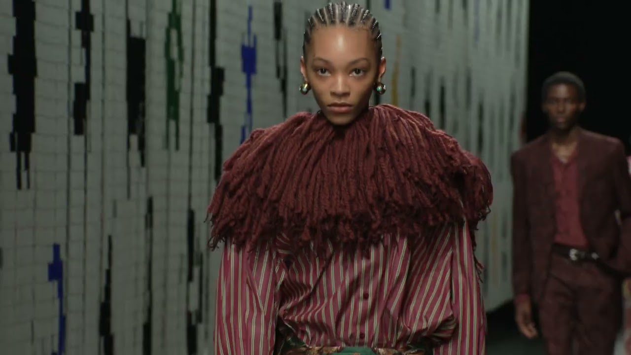 3/1/25 O&A NYC ITS SATURDAY ANYTHING GOES: ETRO MAGMA - Etro Fall ...